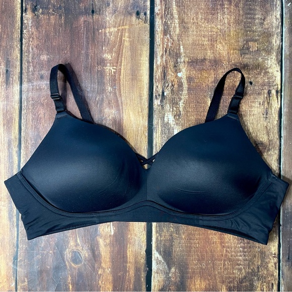 torrid | Intimates & Sleepwear | Torrid Curves Bra Size 46c Black ...